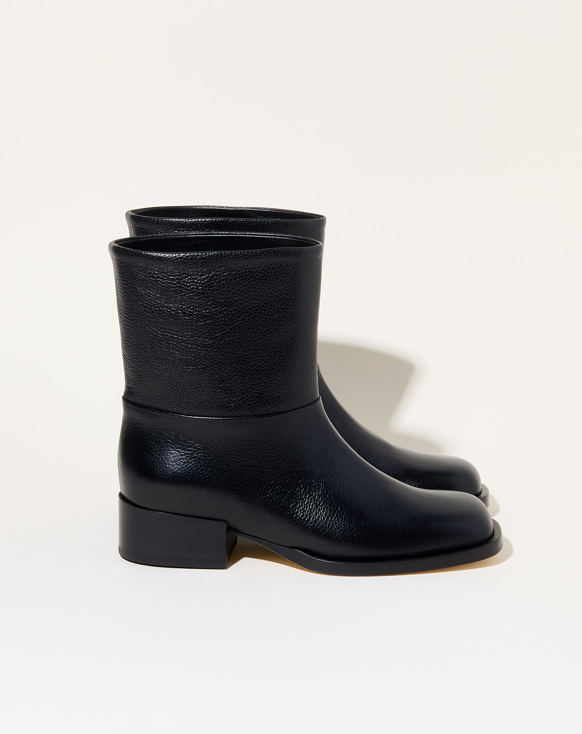 Cade Boot in Black | Dear Frances | Covet + Lou | Covet + Lou
